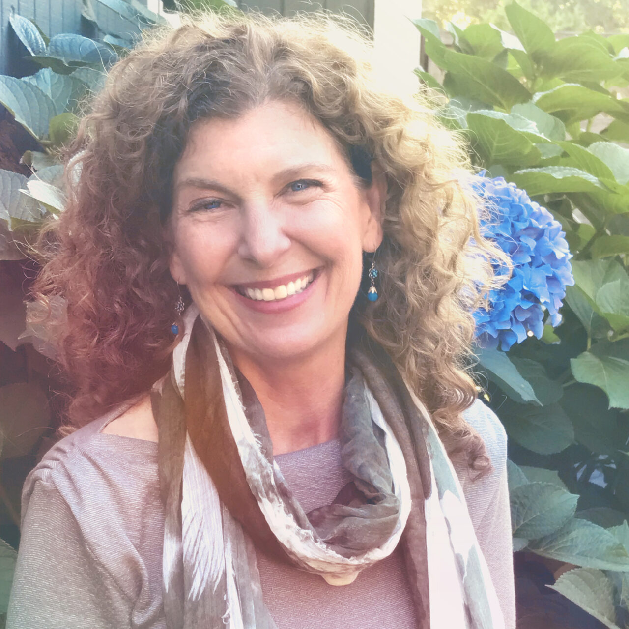 ABOUT | Diane Moore Therapy